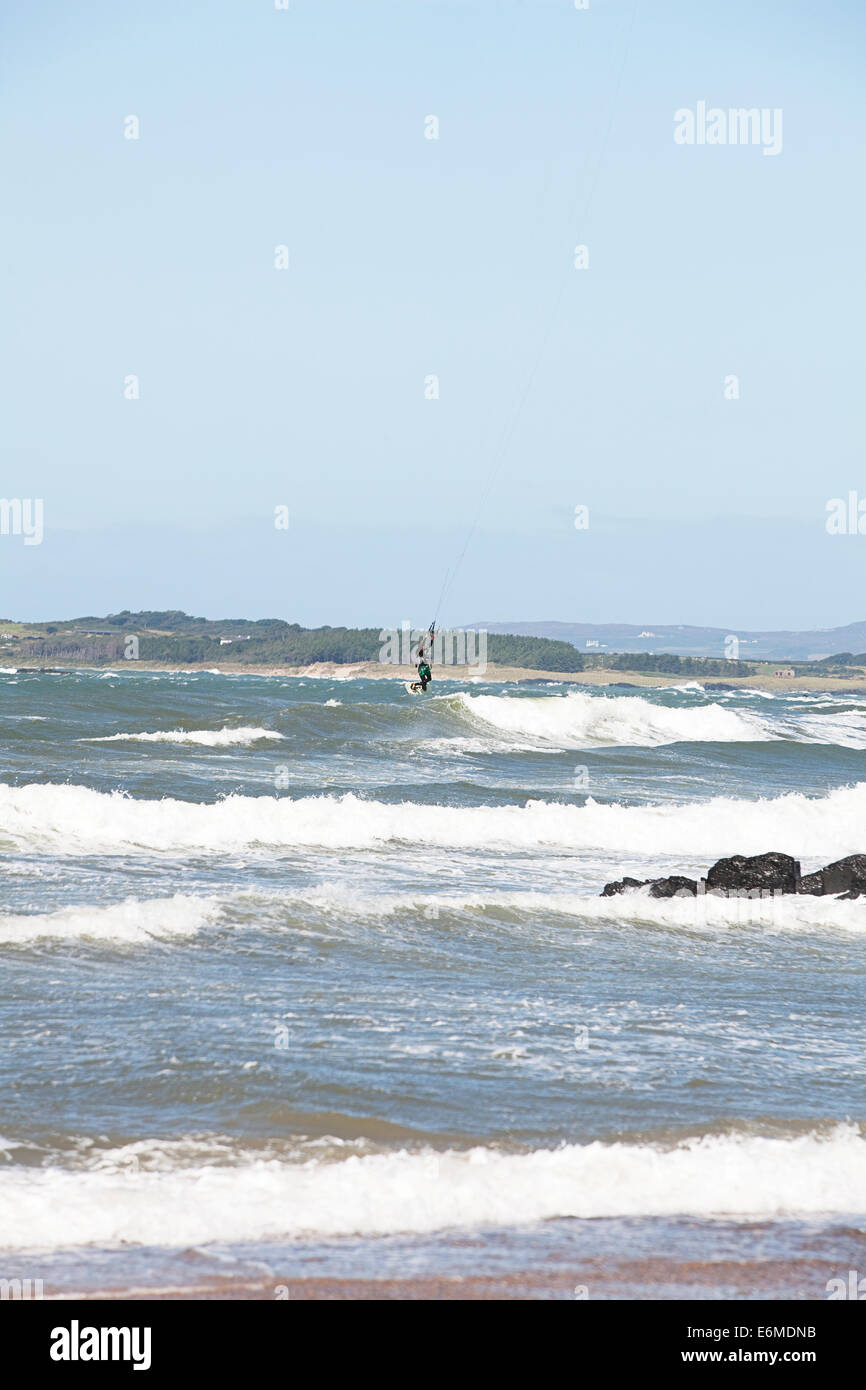 Kite surfing, Boating Beach, Cymyran beach, Rhosneigr, Anglesey, North ...