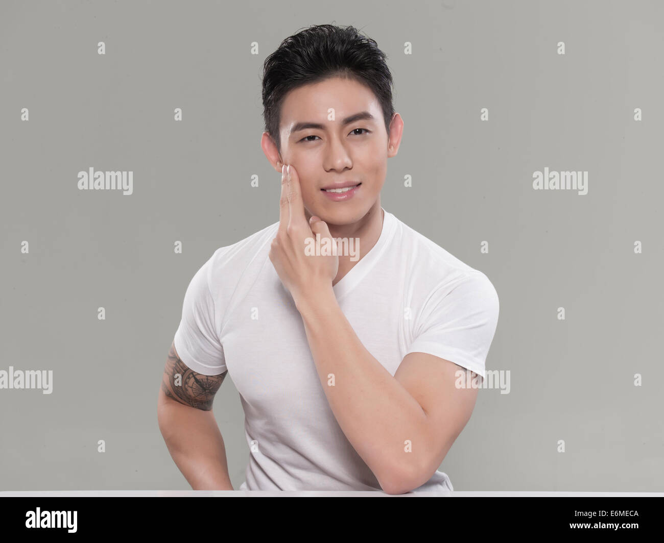Young chinese man muscular hi-res stock photography and images - Alamy