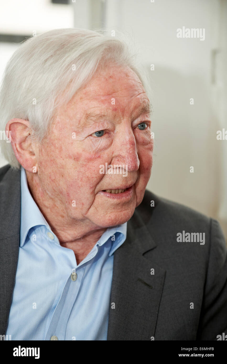 Sandy Gall High Resolution Stock Photography and Images - Alamy