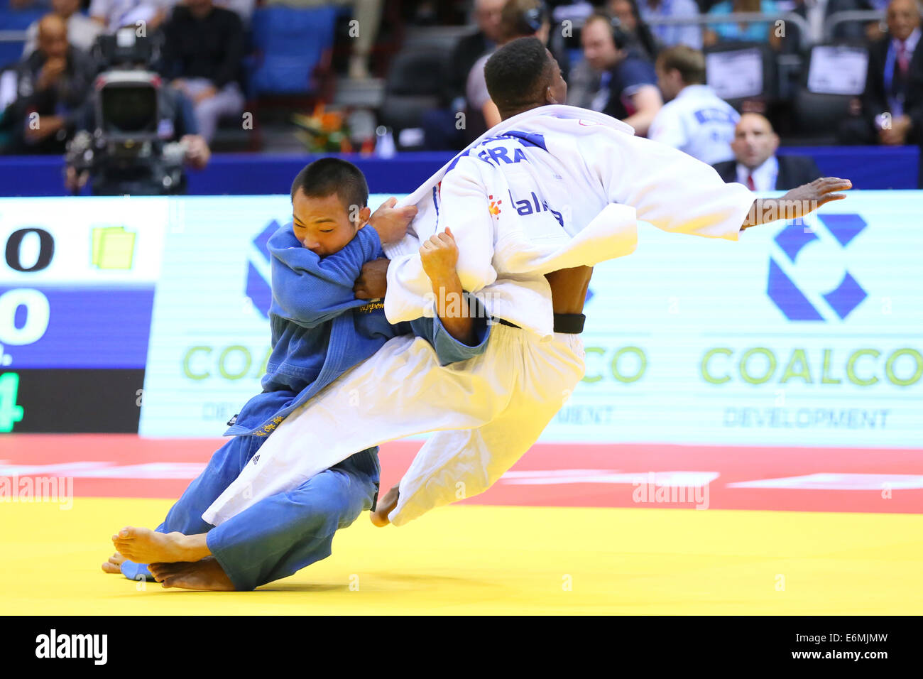 Traktor Ice Arena, Chelyabinsk, Russia. 26th Aug, 2014. (L-R) Masashi Ebinuma (JPN), Korval Loic ...
