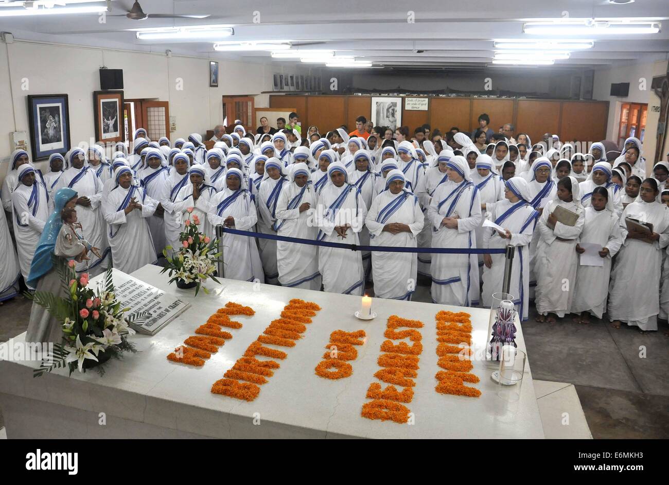 Mother teresa nobel peace prize hi-res stock photography and images - Alamy