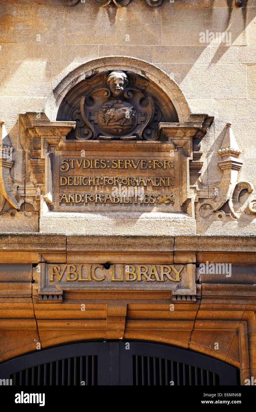 Public library sign hi-res stock photography and images - Alamy