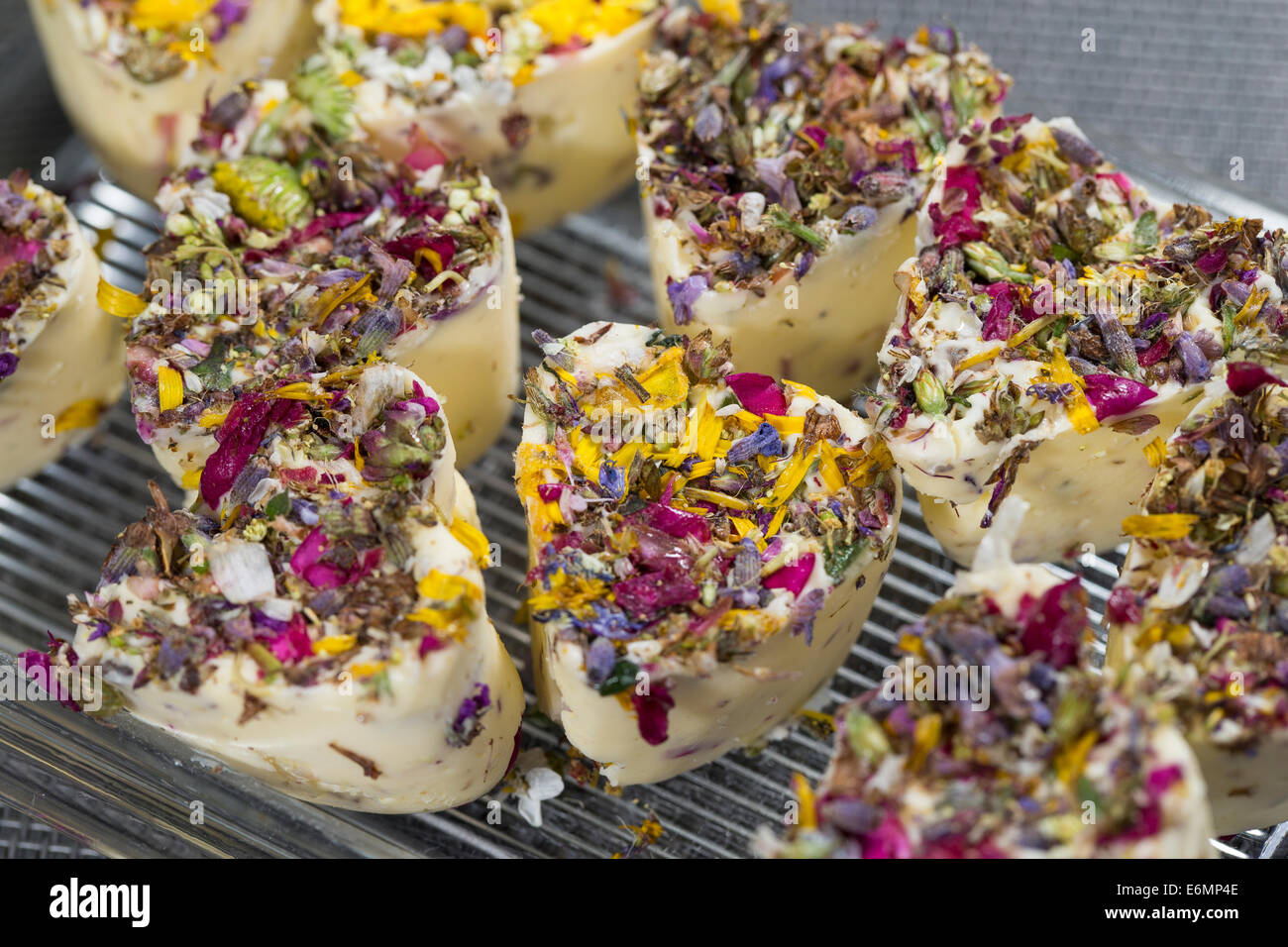 Butter And Eggs Flower Edible at Deborah Mcgee blog