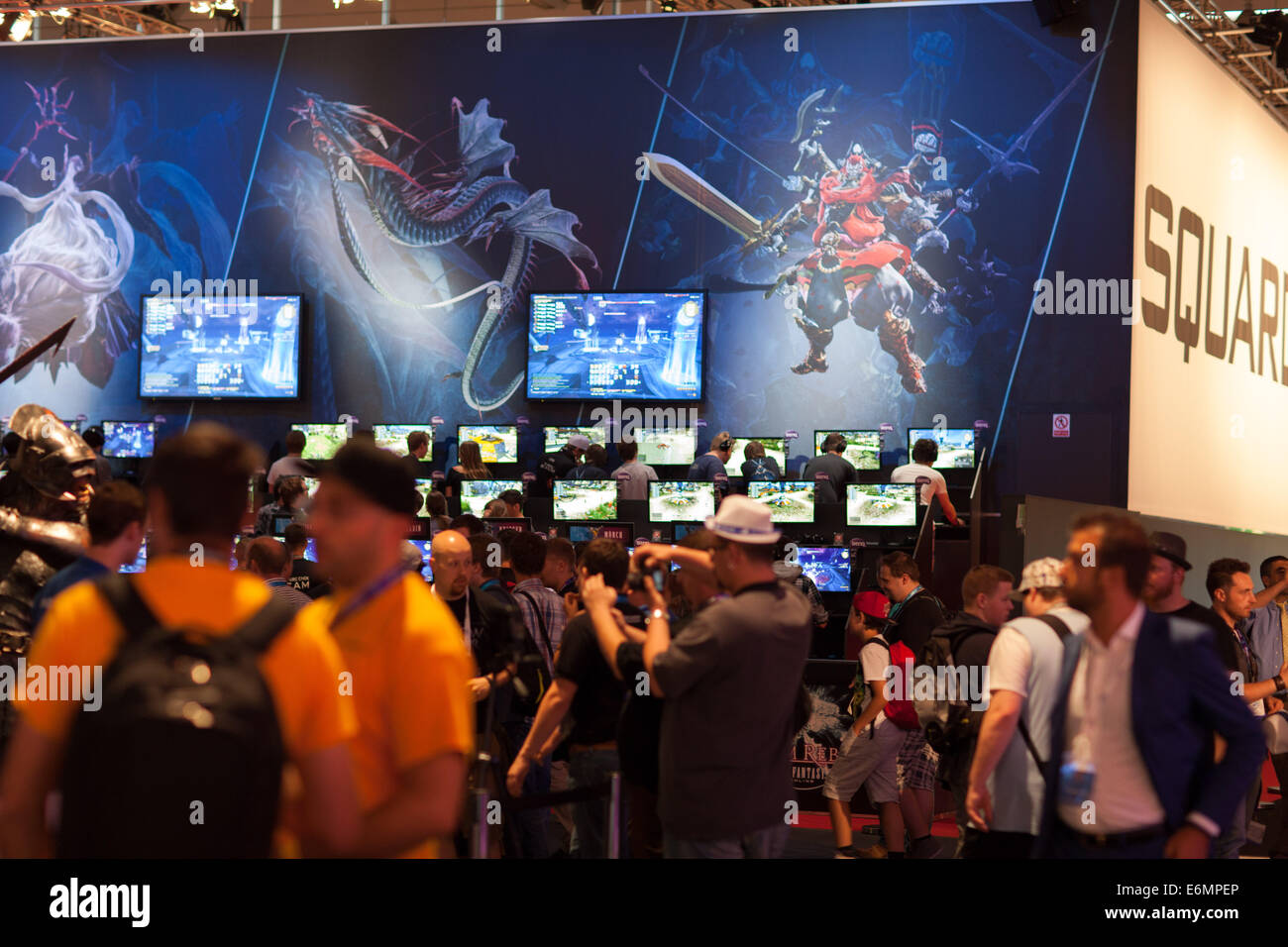 Mmog hi-res stock photography and images - Alamy