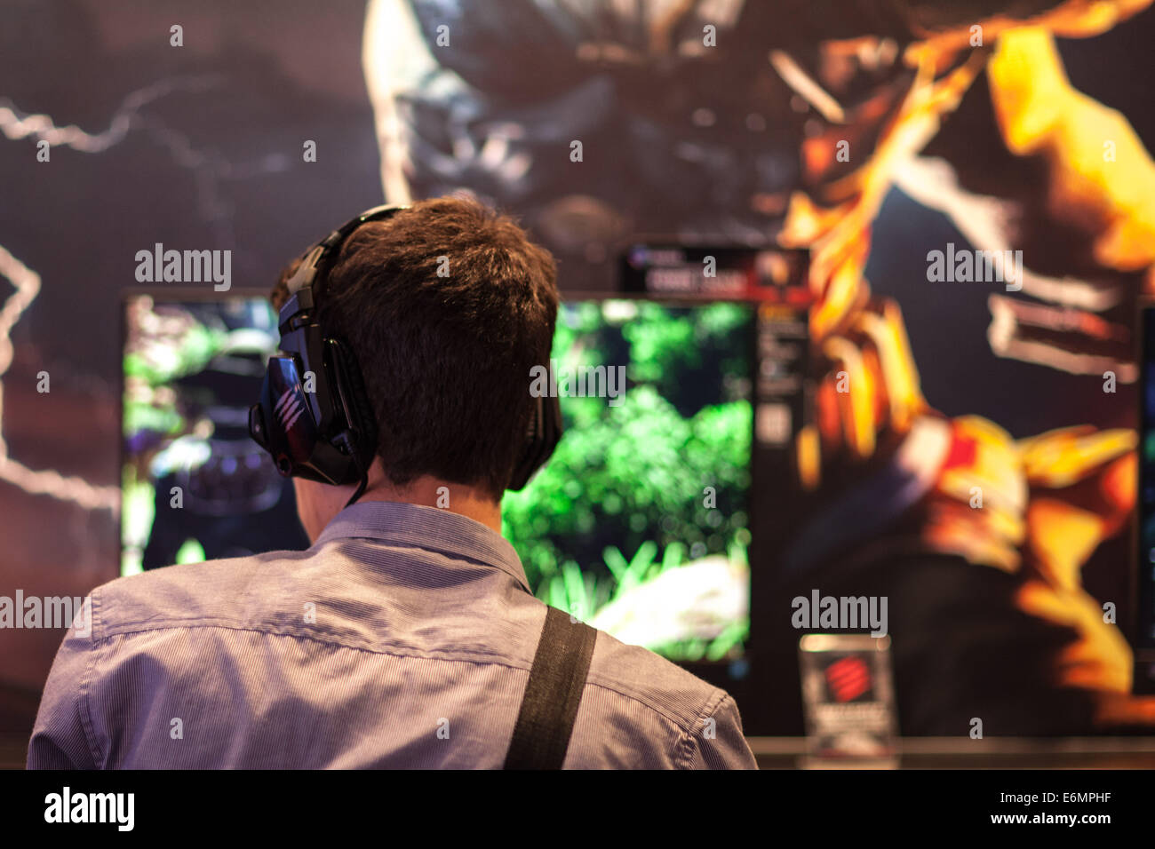 Fair computer games hi-res stock photography and images - Alamy