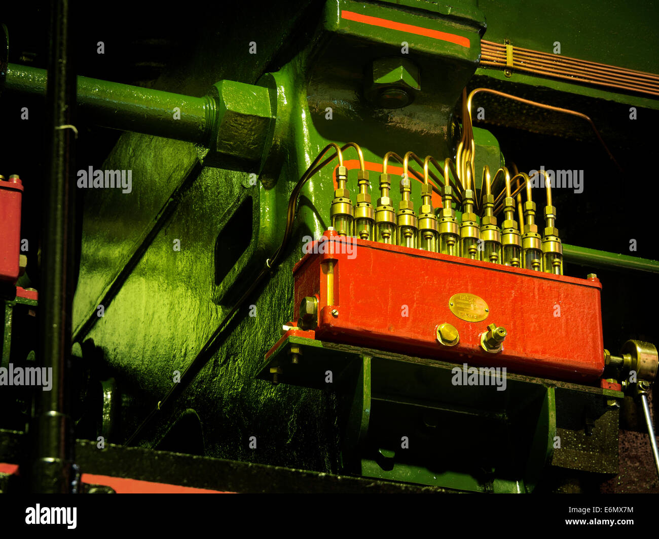 River don engine hi-res stock photography and images - Alamy