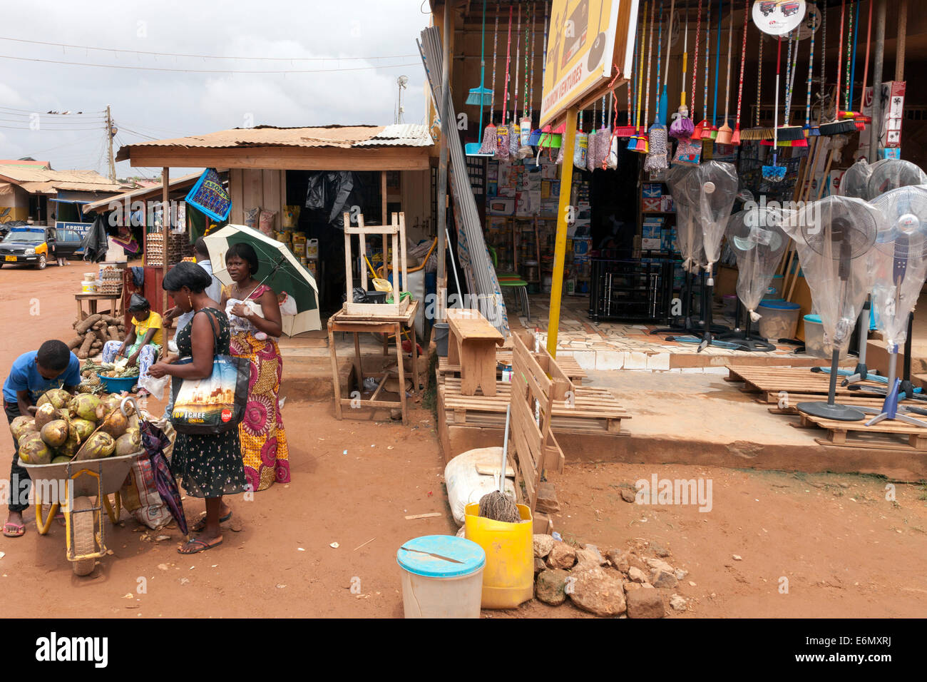 Village life, Anyaa, Accra, Ghana, Africa Stock Photo - Alamy