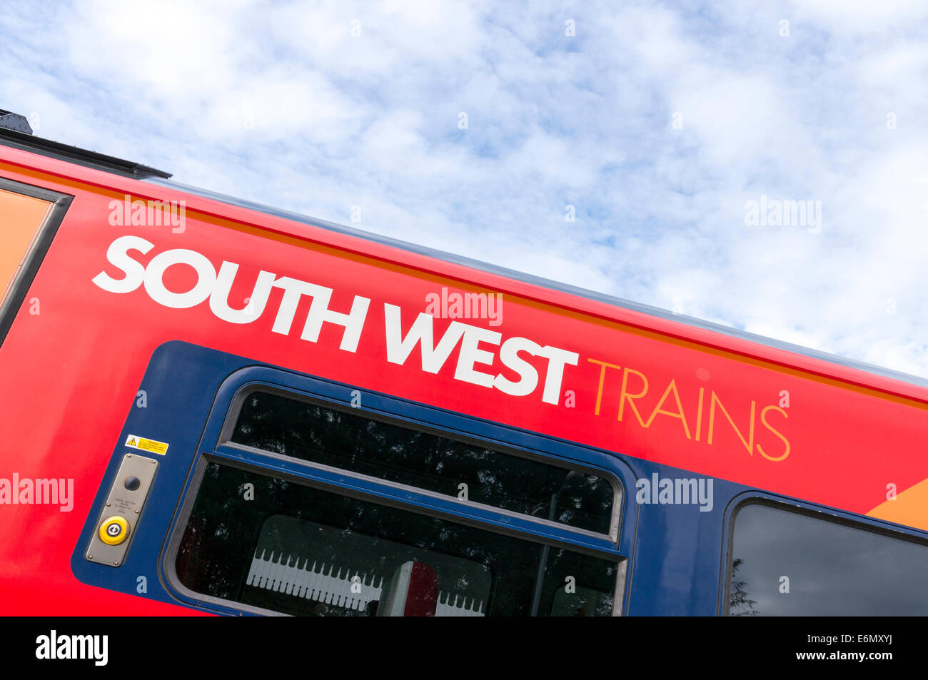 South west trains logo hi-res stock photography and images - Alamy