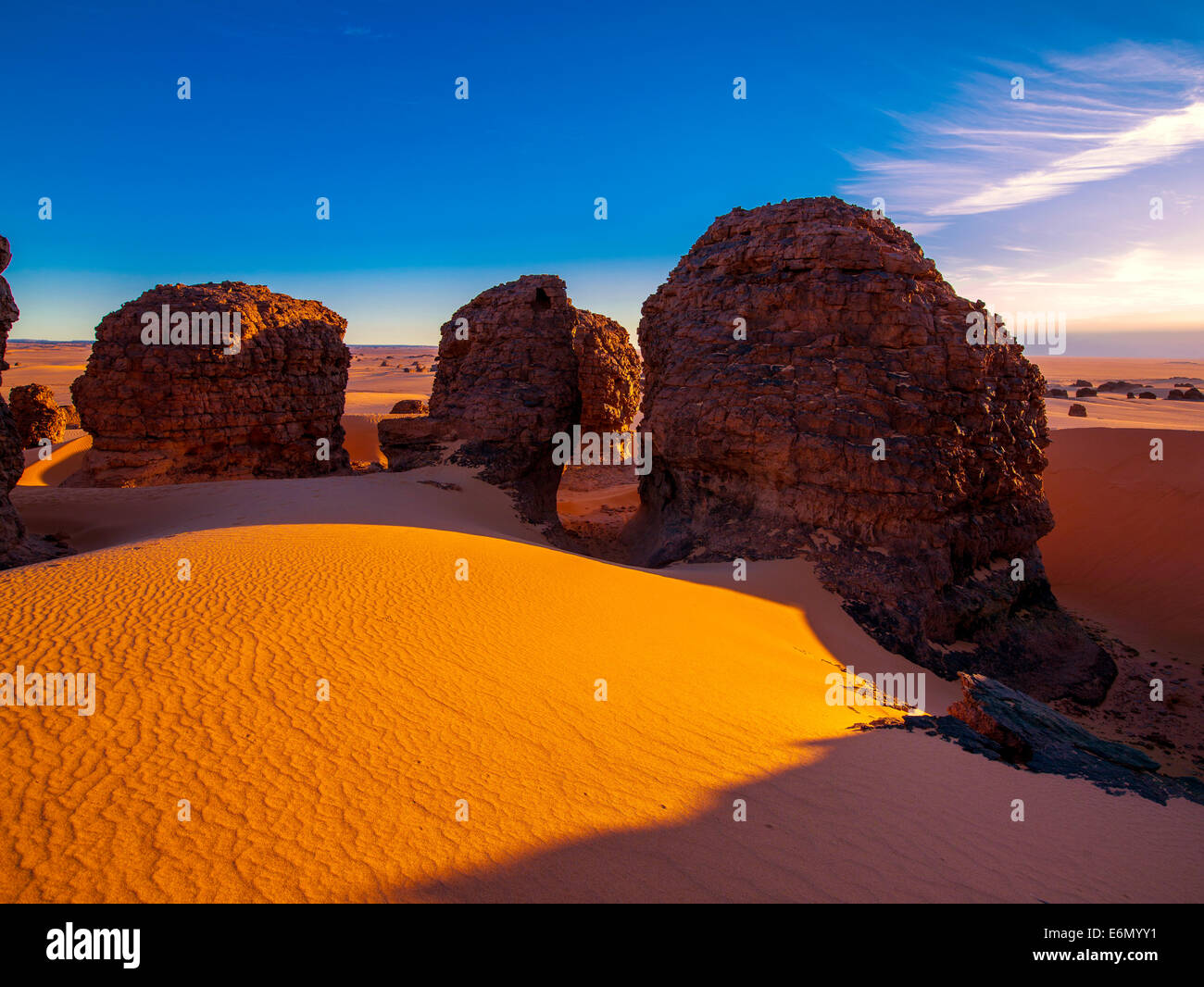 Rock formation, Sahara Desert, Algeria Stock Photo - Alamy