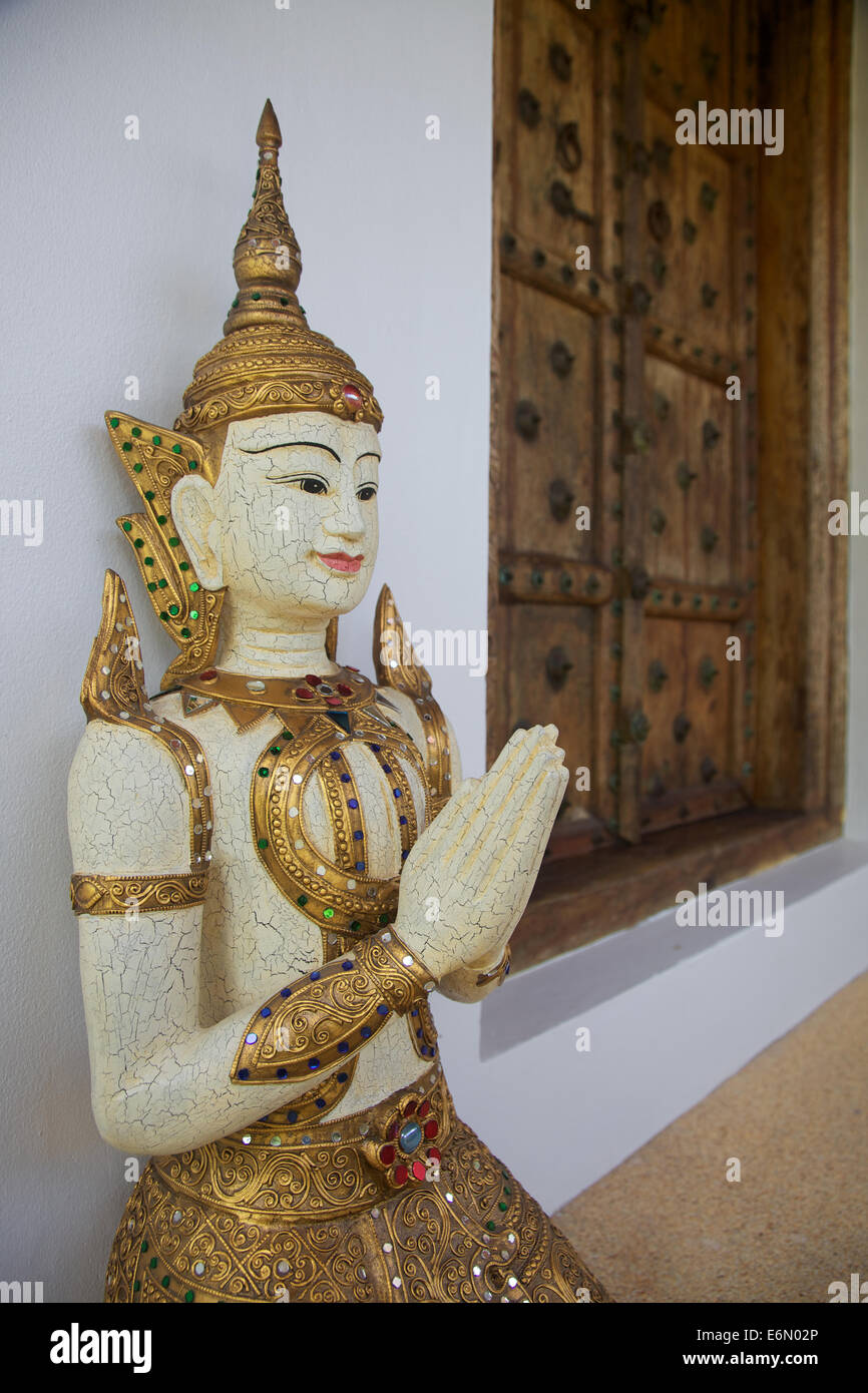 Welcome gold hi-res stock photography and images - Alamy