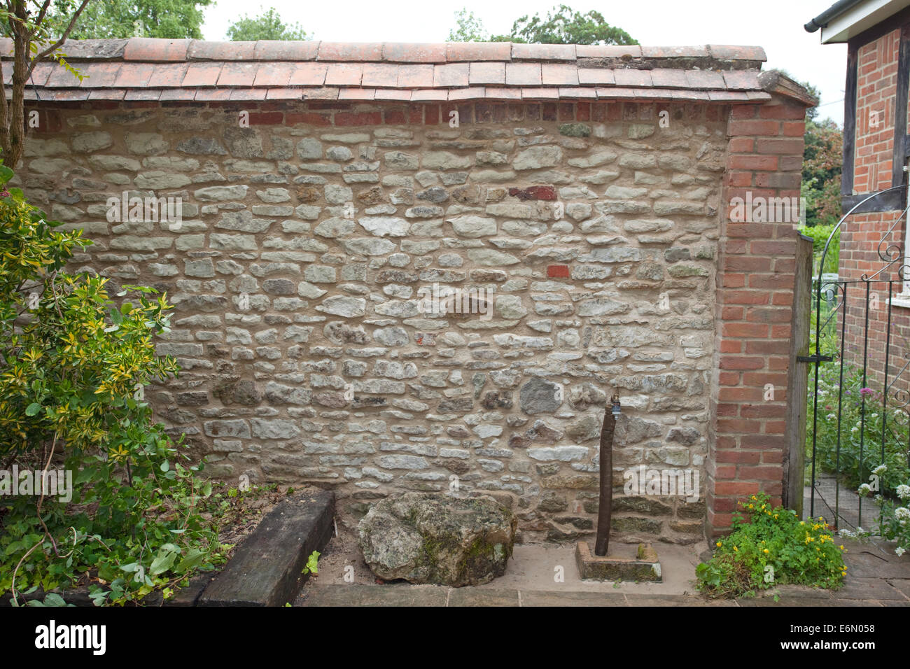 Victorian construction methods hi-res stock photography and images - Alamy