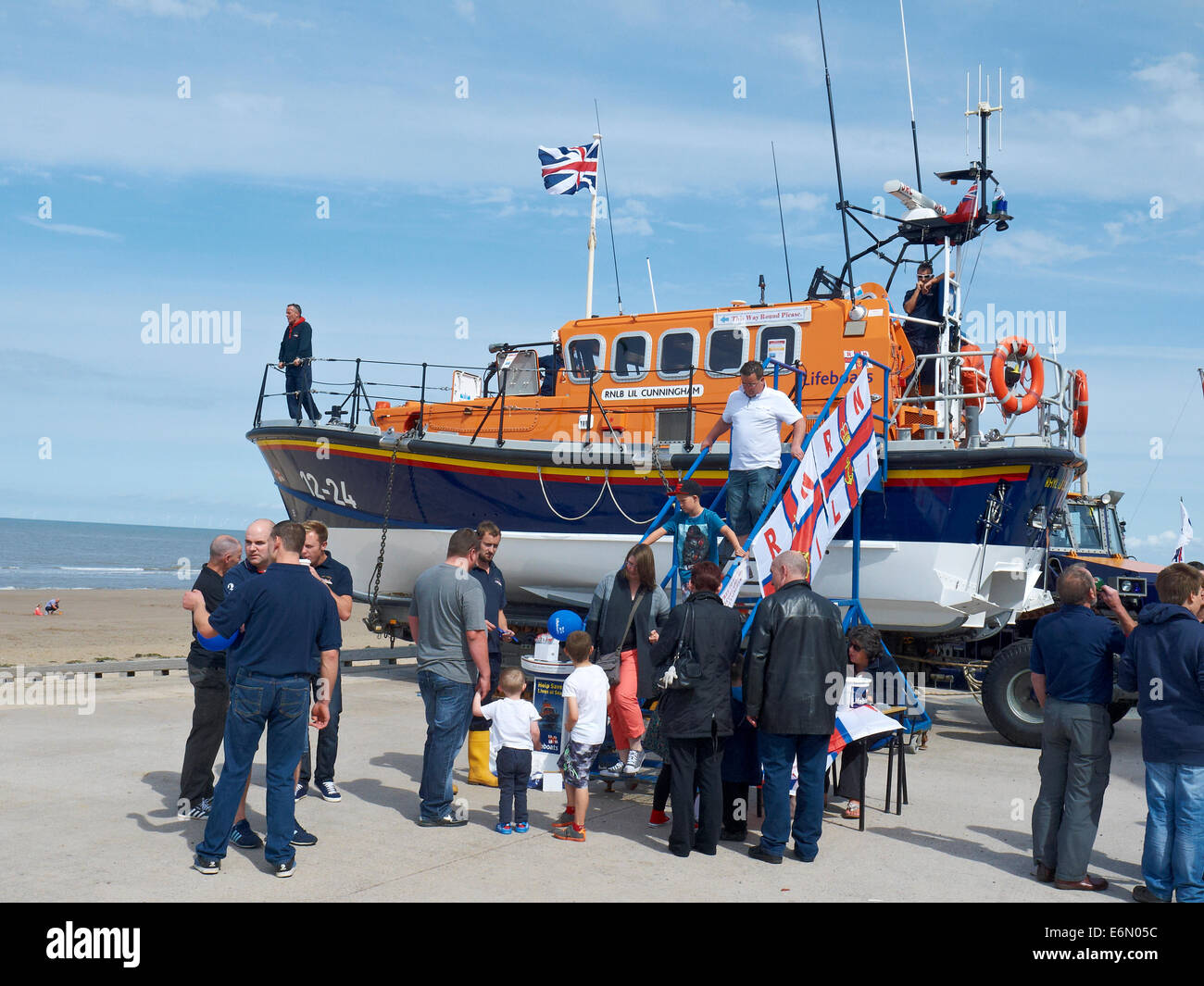 Rnli in wales hi-res stock photography and images - Alamy