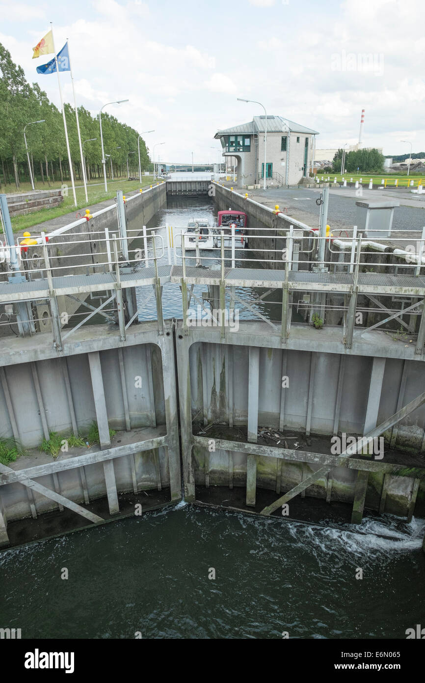 Lock on the Mons-Conde Canal in Belgium Stock Photo - Alamy