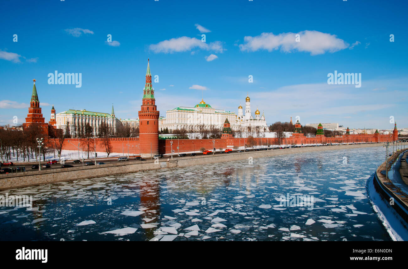 Moscow suburb hi-res stock photography and images - Alamy