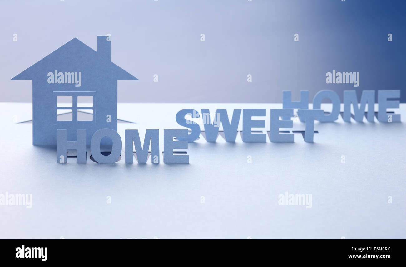 Home sweet home. Paper craft Stock Photo - Alamy