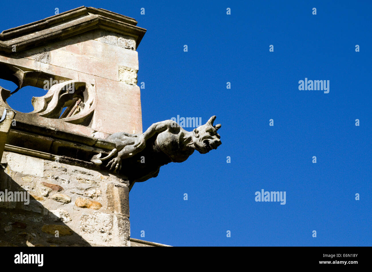 Devil gargoyle uk hi-res stock photography and images - Alamy