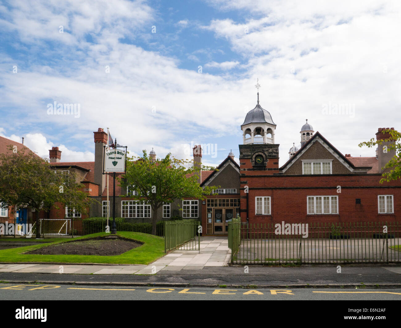 School catering hi-res stock photography and images - Alamy