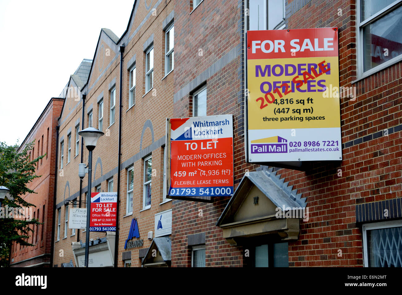 Swindon sign hi-res stock photography and images - Alamy