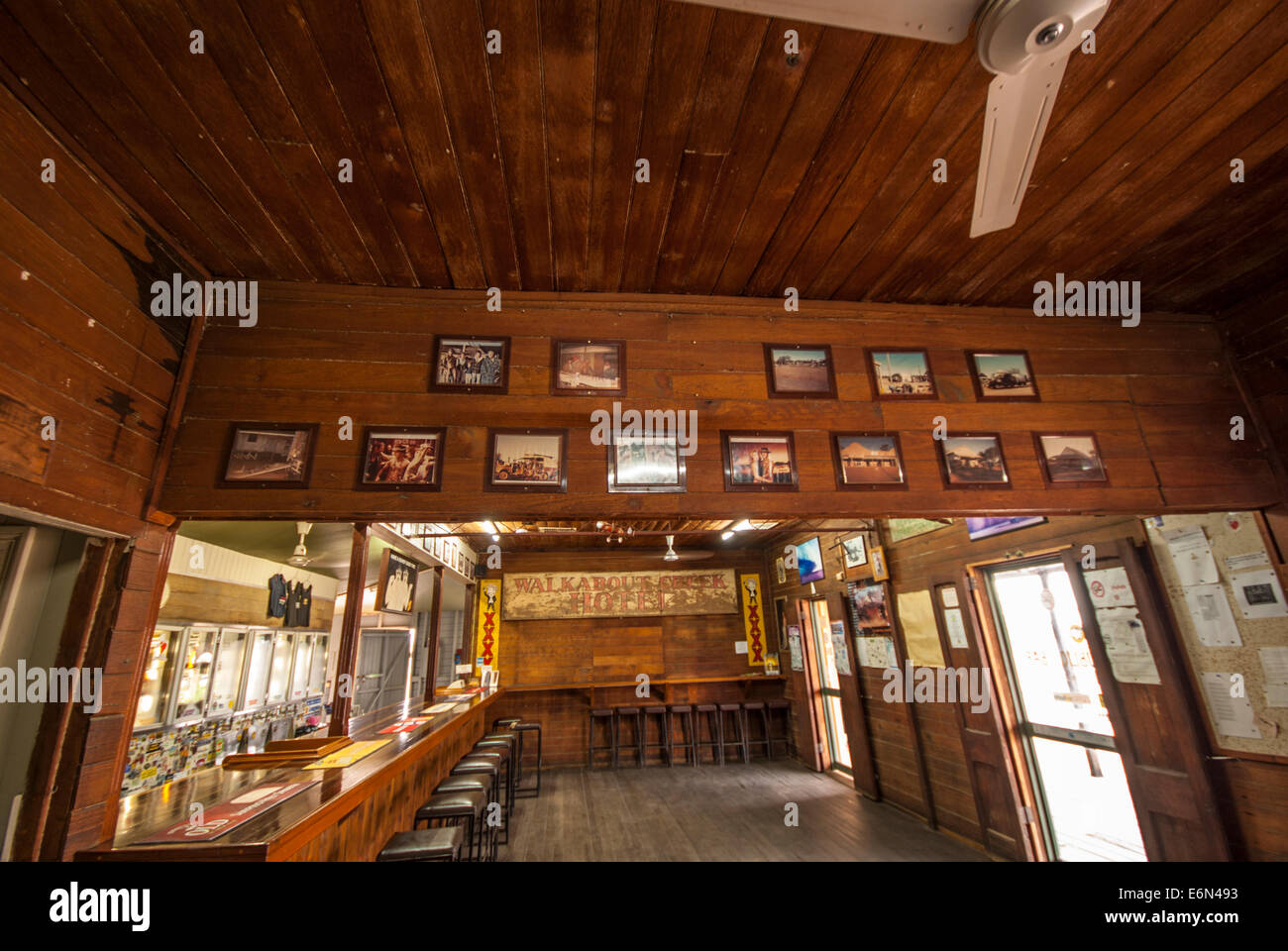 Walkabout creek hotel mckinlay hi-res stock photography and images - Alamy