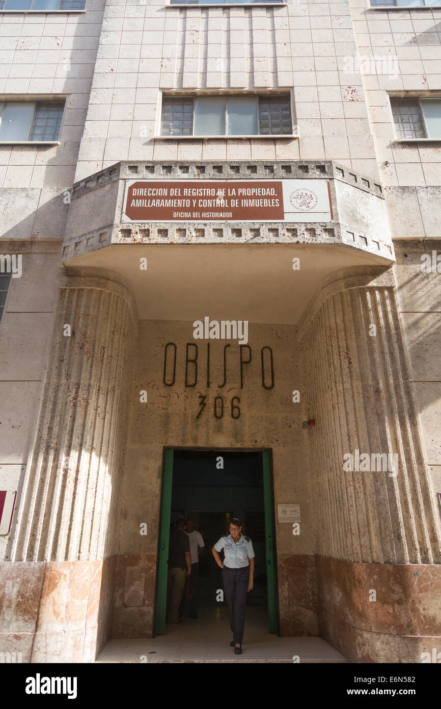 art deco office and apartment block, Havana, Cuba Stock Photo - Alamy