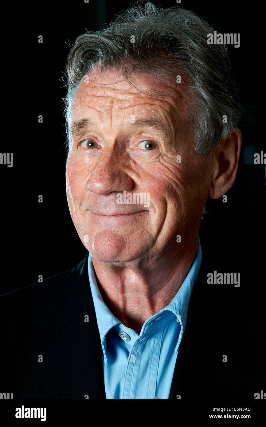 Michael palin hi-res stock photography and images - Alamy