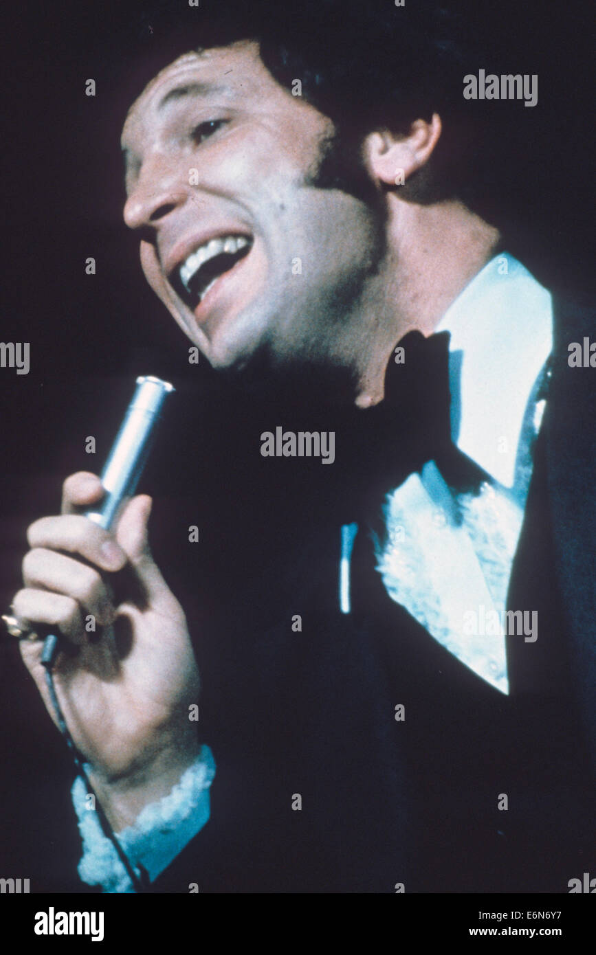 Tom singer hi-res stock photography and images - Alamy