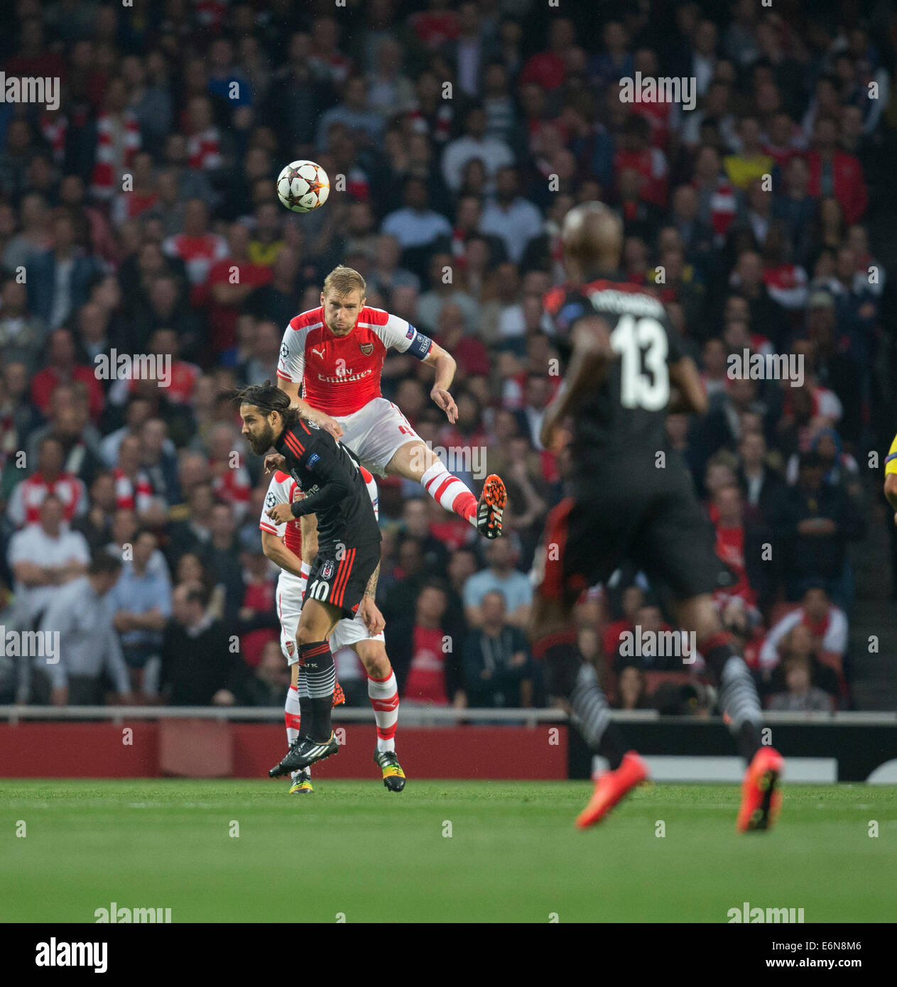 Champions league qualifying hi-res stock photography and images - Alamy