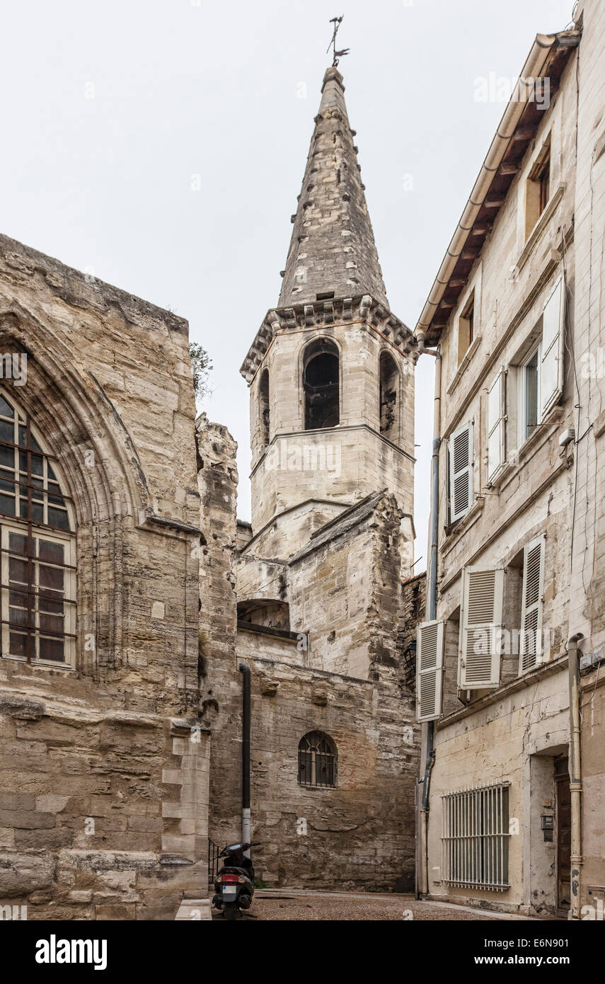 Avignon architecture hi-res stock photography and images - Alamy