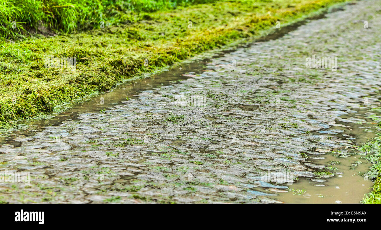 Paris roubaix france cobbles hi-res stock photography and images - Alamy