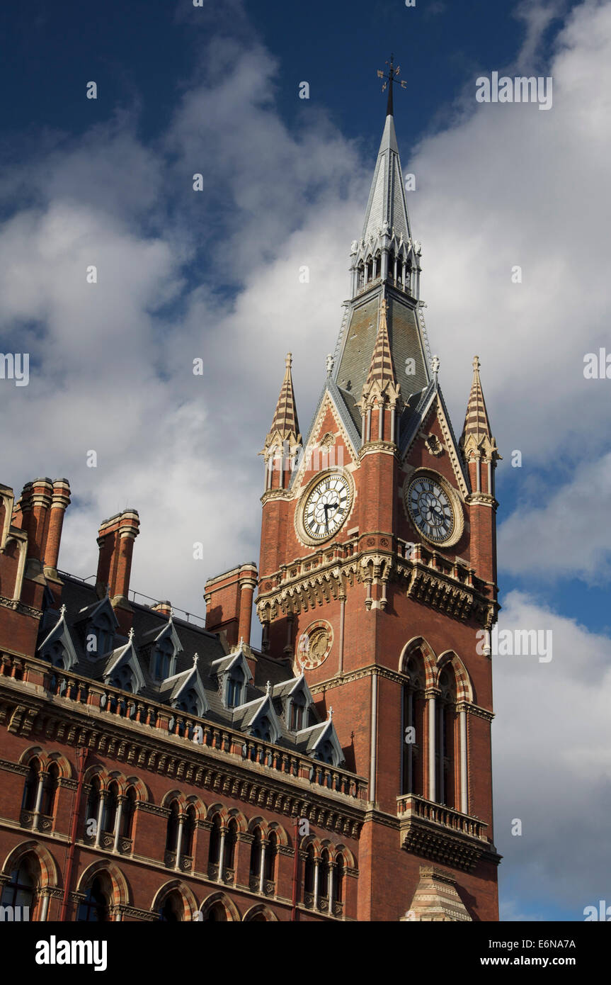 British railways century stations hi-res stock photography and images ...