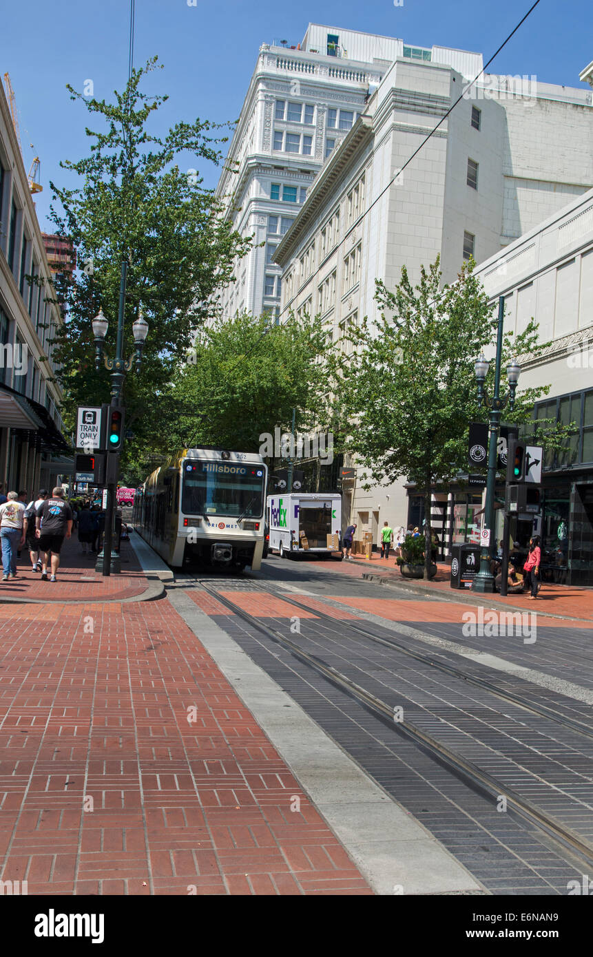 American trams hi-res stock photography and images - Alamy