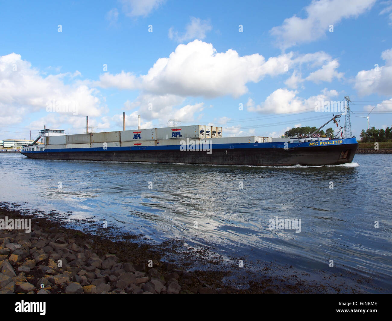 MSC Poolster, with ENI number 06003772, is a container ship navigating ...