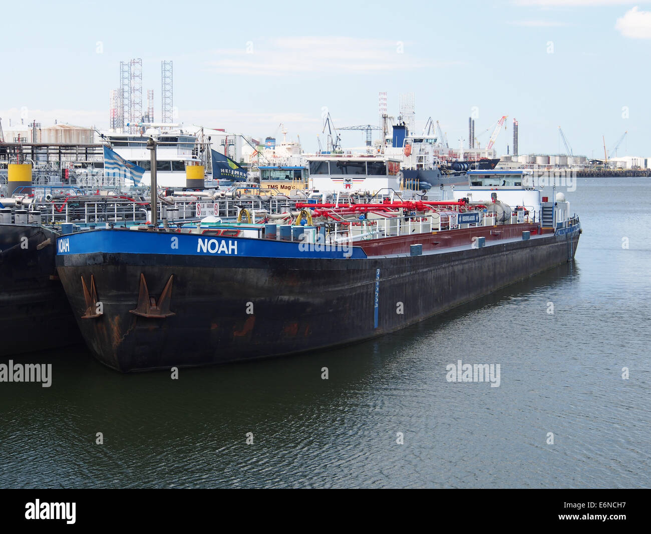 Noah boat hi-res stock photography and images - Alamy