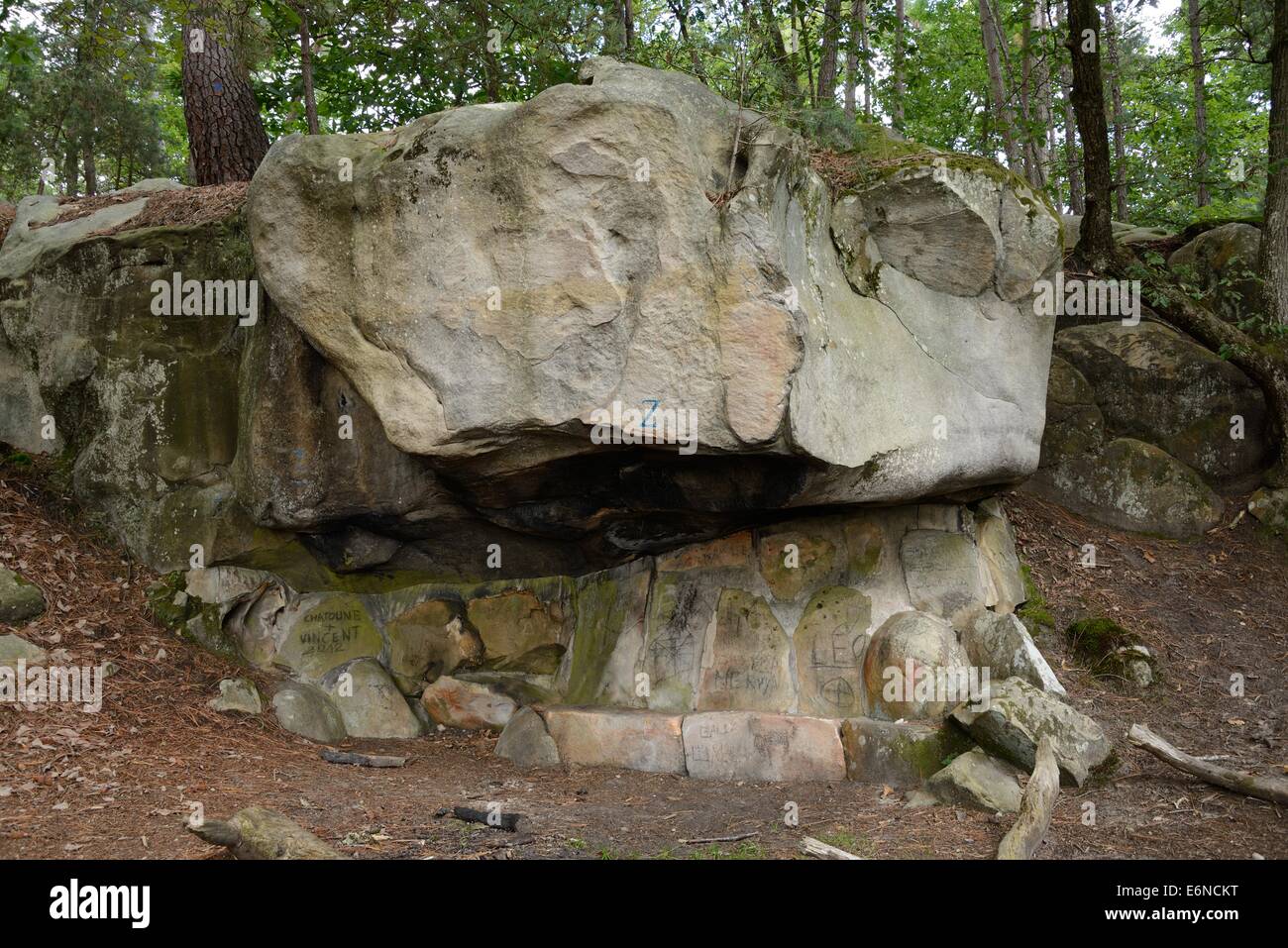 Fontanges hi-res stock photography and images - Alamy