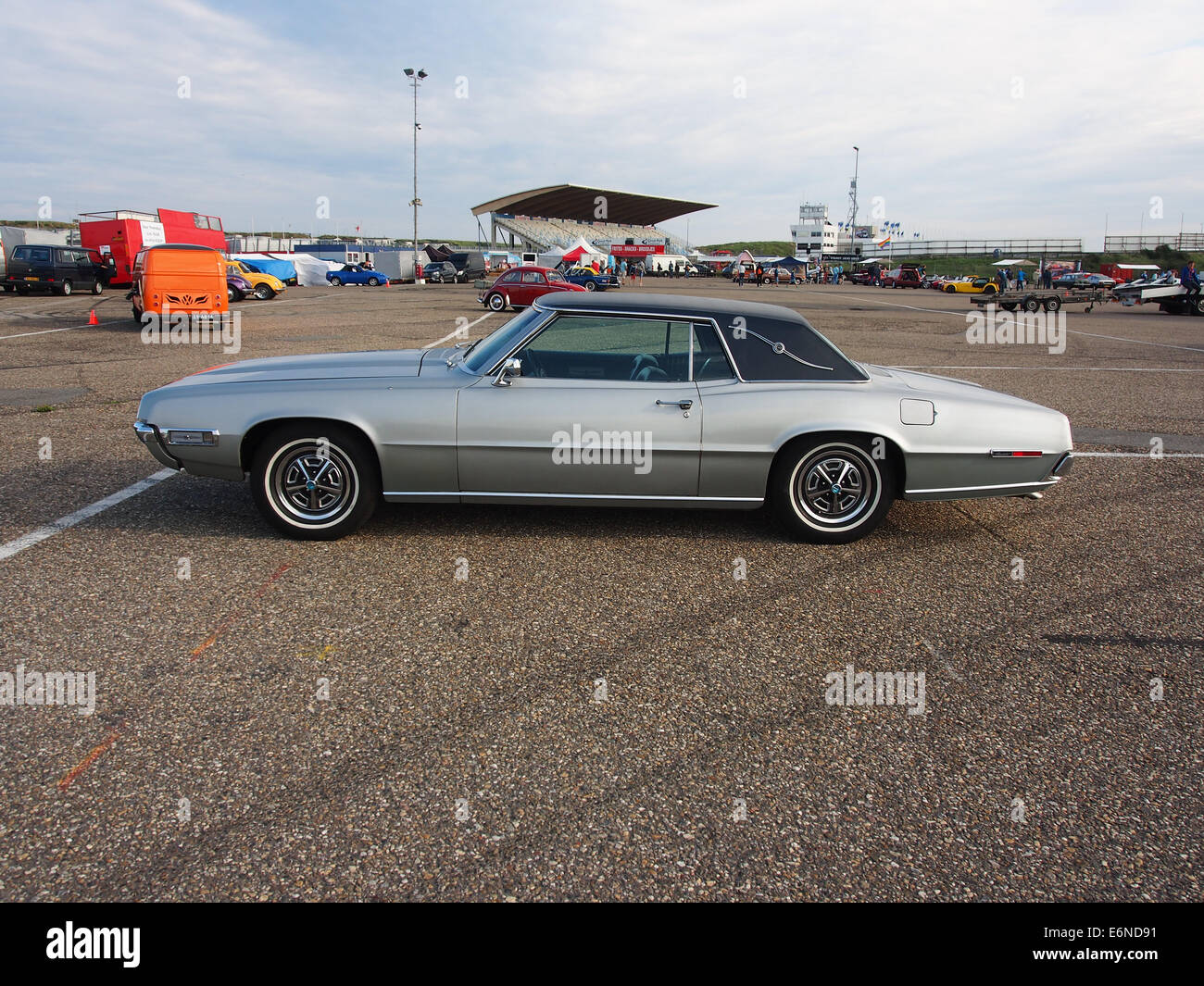 The 1968 Ford Thunderbird is a classic American luxury car with iconic ...