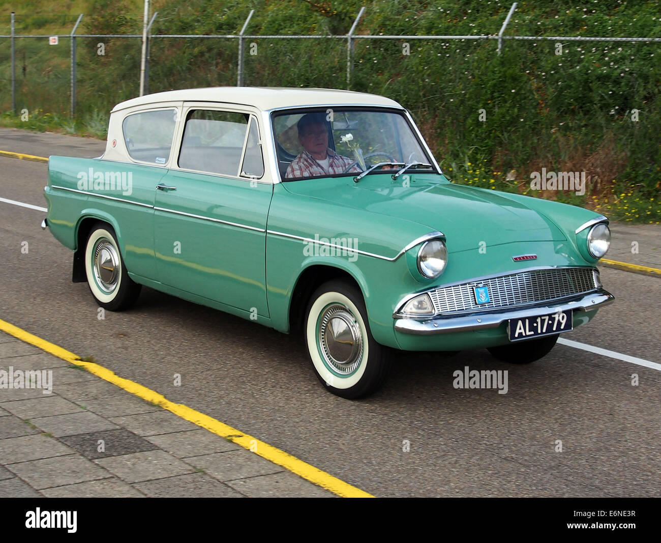 Ford 105e anglia hi-res stock photography and images - Alamy