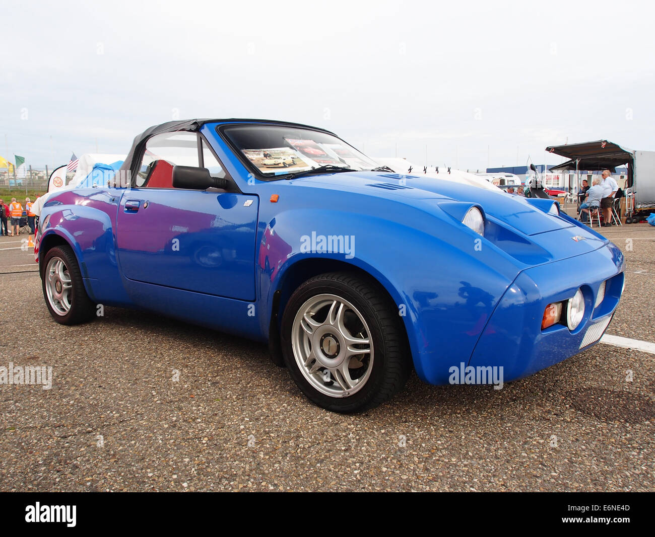 The Midas Kikkeroog Nissan Micra C05, captured in photo 6, showcases a ...