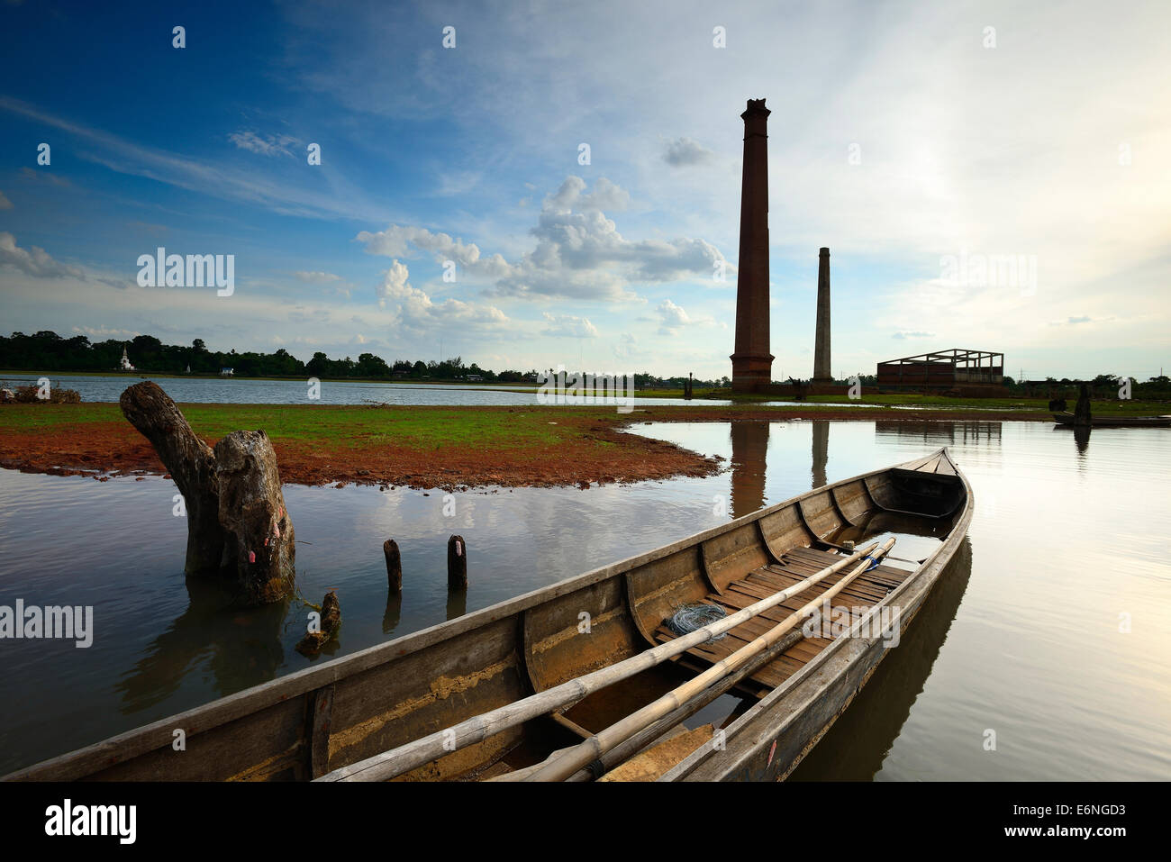 Fishing factory boat hi-res stock photography and images - Alamy