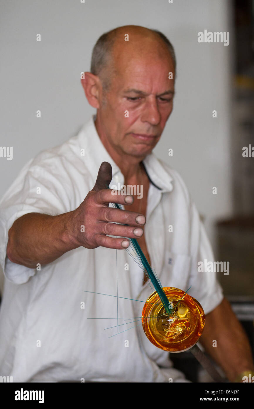 John Ditchfield, Master Glass Blower of Glasform Ltd, Singleton ...