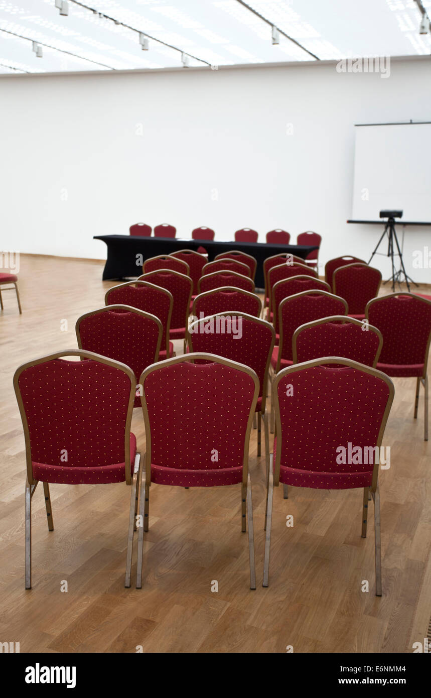 Conference table interior red hi-res stock photography and images - Alamy
