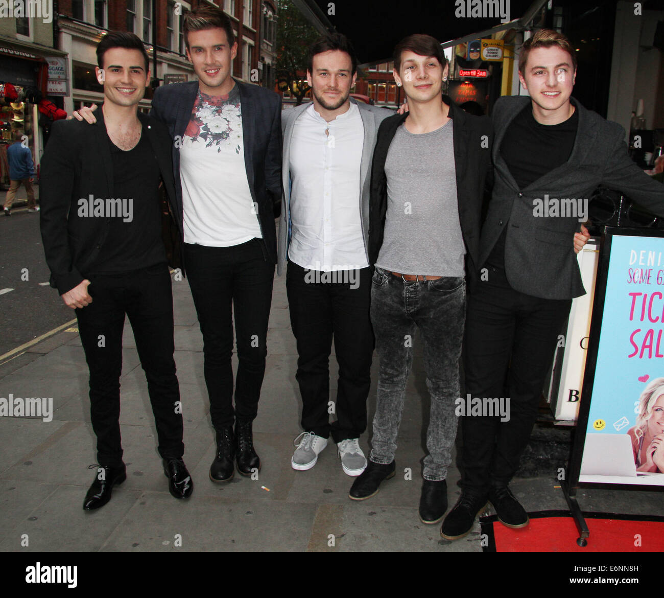Collabro hi-res stock photography and images - Alamy