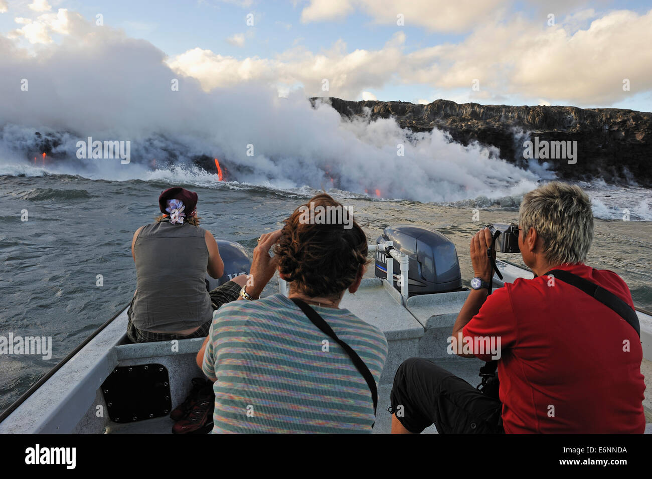 Lava flowing to the sea from a boat hi-res stock photography and images ...