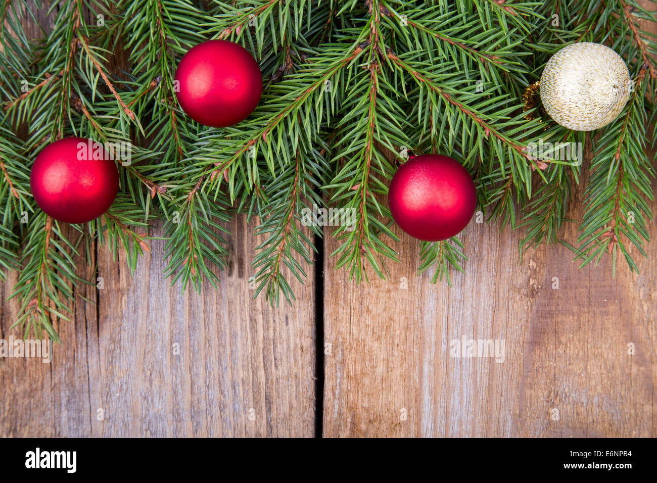 Christmas border with traditional decorations. Space for copy Stock ...