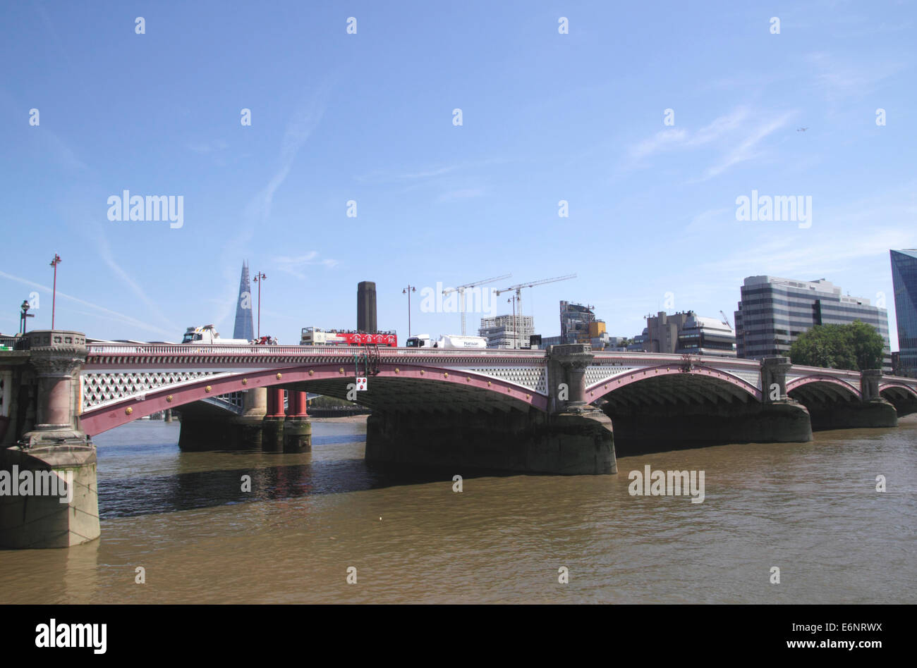 Blackfriars bridge and victoria embankment hi-res stock photography and ...