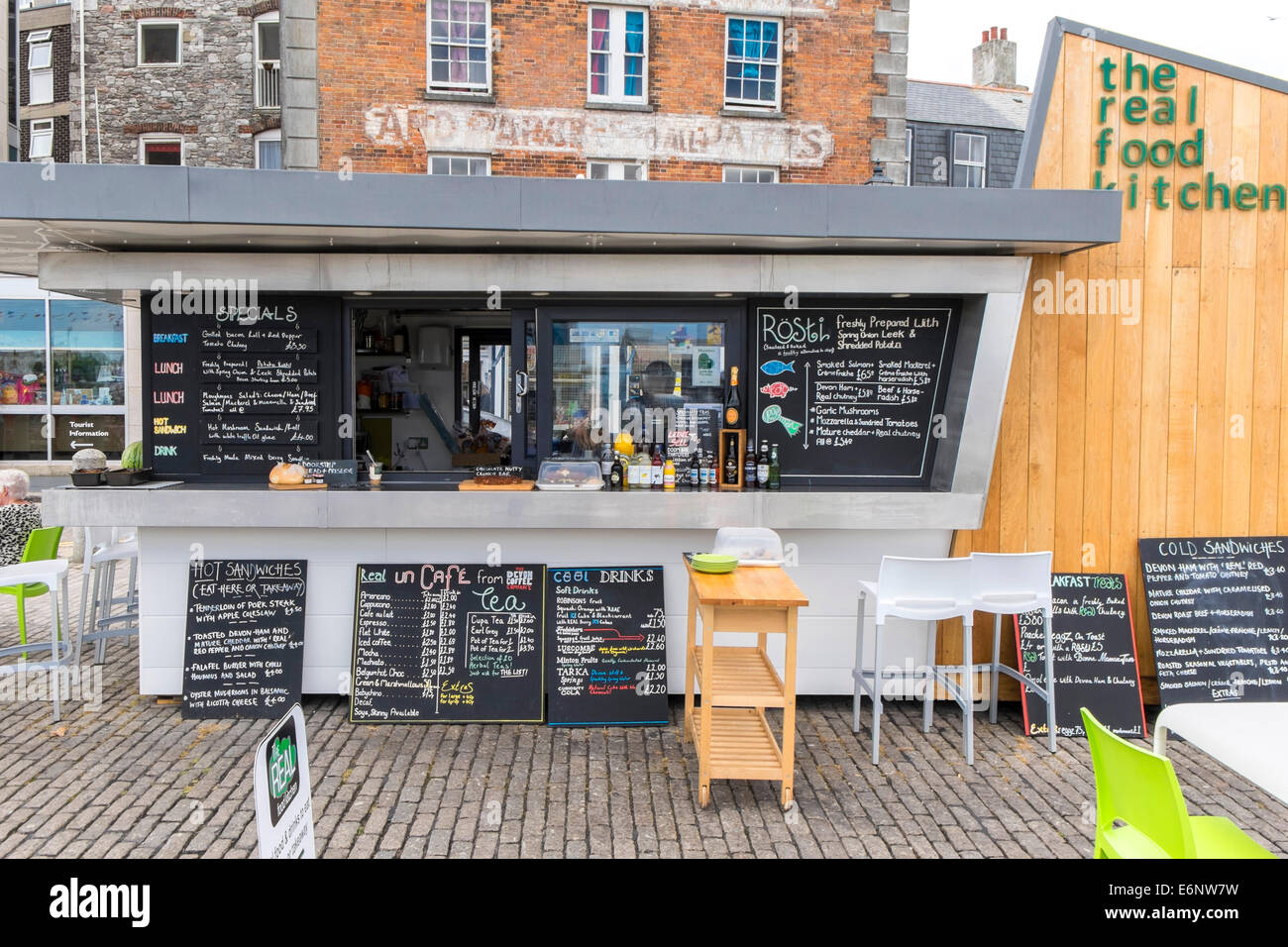 Barbican cafe hi-res stock photography and images - Alamy