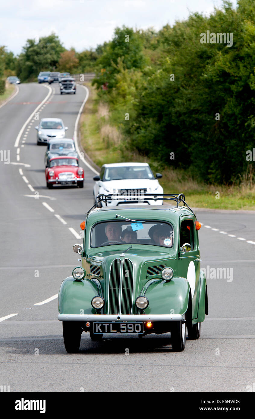 Classic ford popular hi-res stock photography and images - Alamy