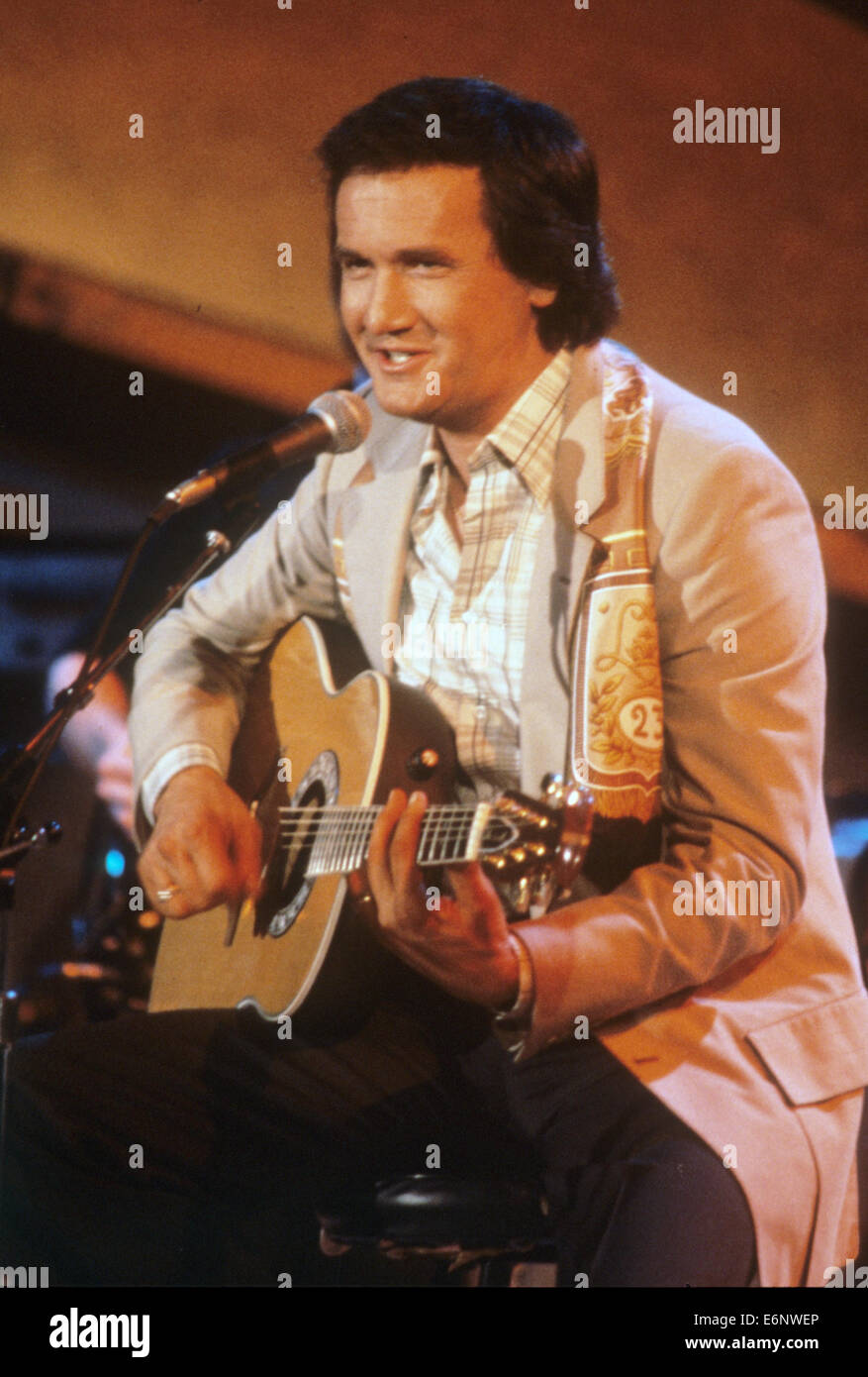 ROGER MILLER (1936-1992) American singer about 1970. Photo Jeffrey ...