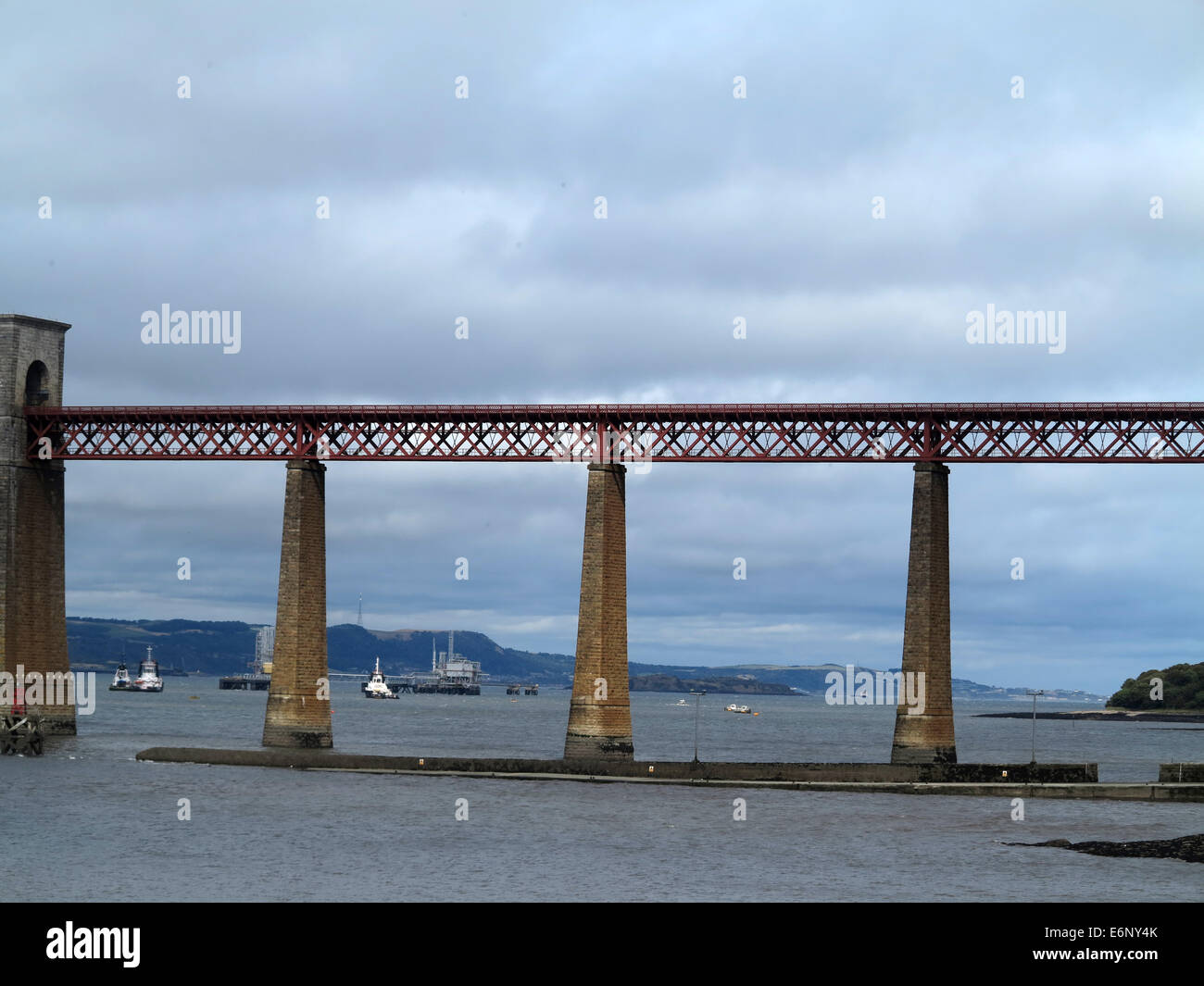 Forth Bridge - cantilever railway bridge - Between North and South ...