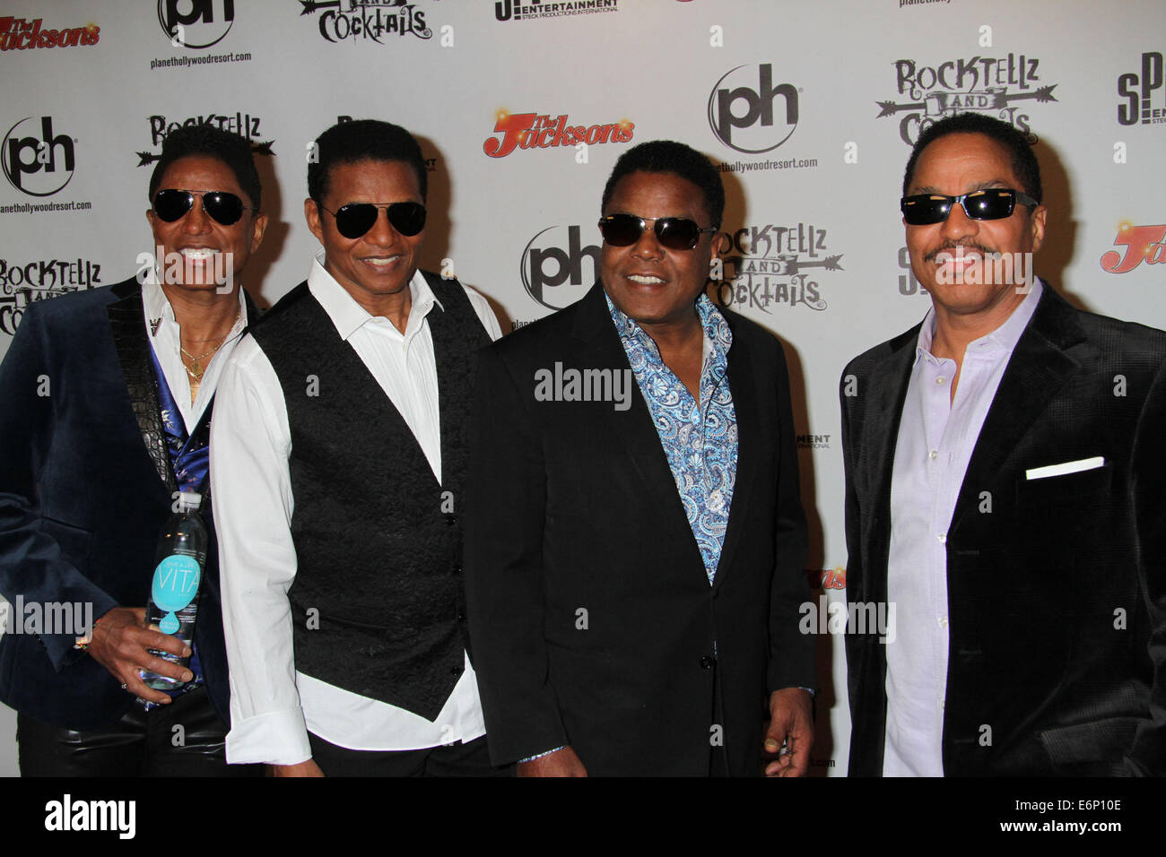 RockTellz & Cocktails Present The Jacksons held at Planet Hollywood ...