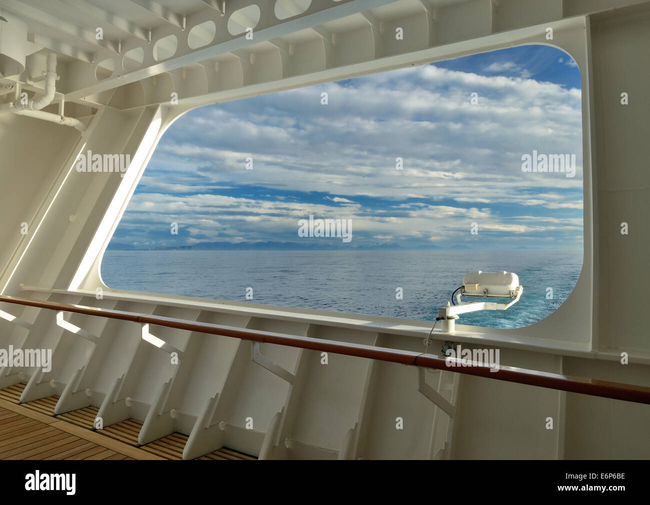 View from the stern of a cruise ship at sea Stock Photo - Alamy
